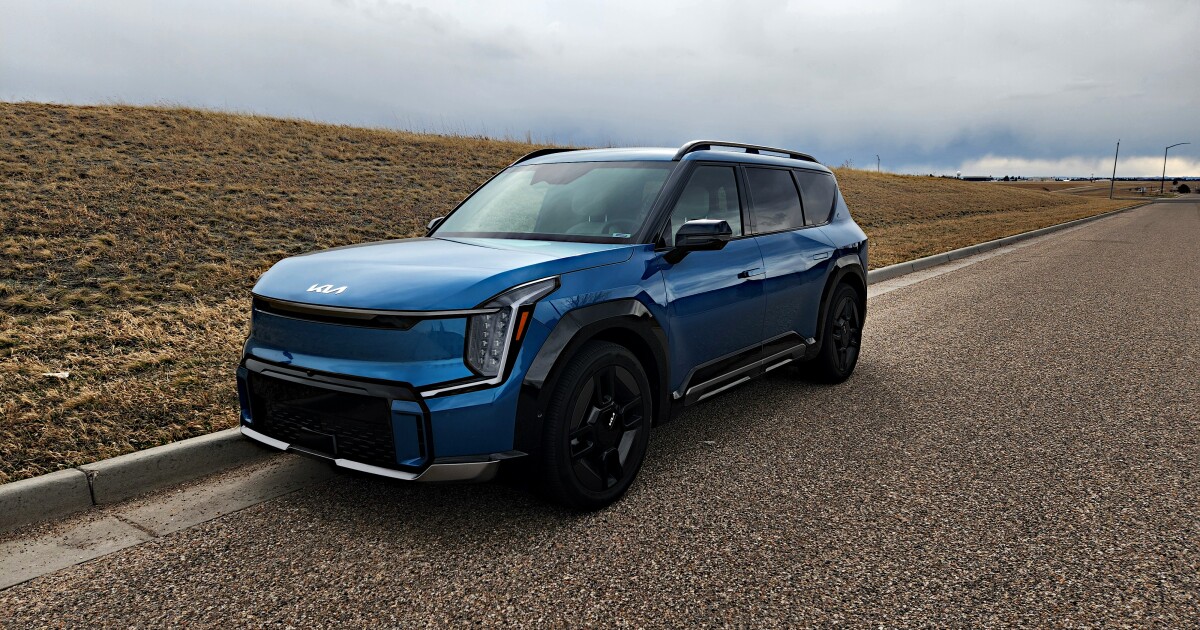 2024 Kia EV9 hits three rows just right - Kowatek Solar LTD