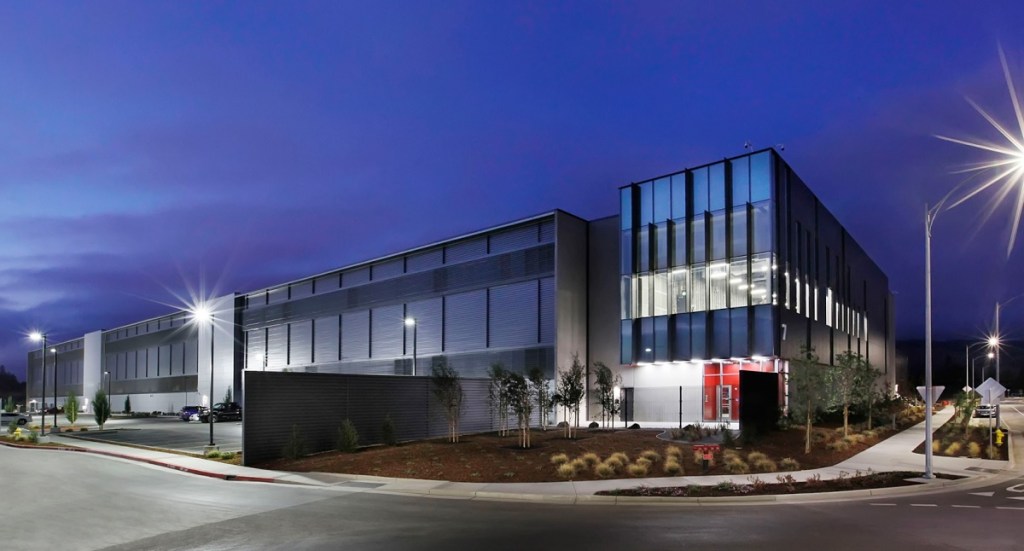 Equinix raises $15B in new capital to invest in xScale data centers to ...