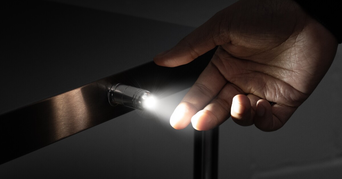Magnetic pico torch spews out over 200 lumens from your keychain ...