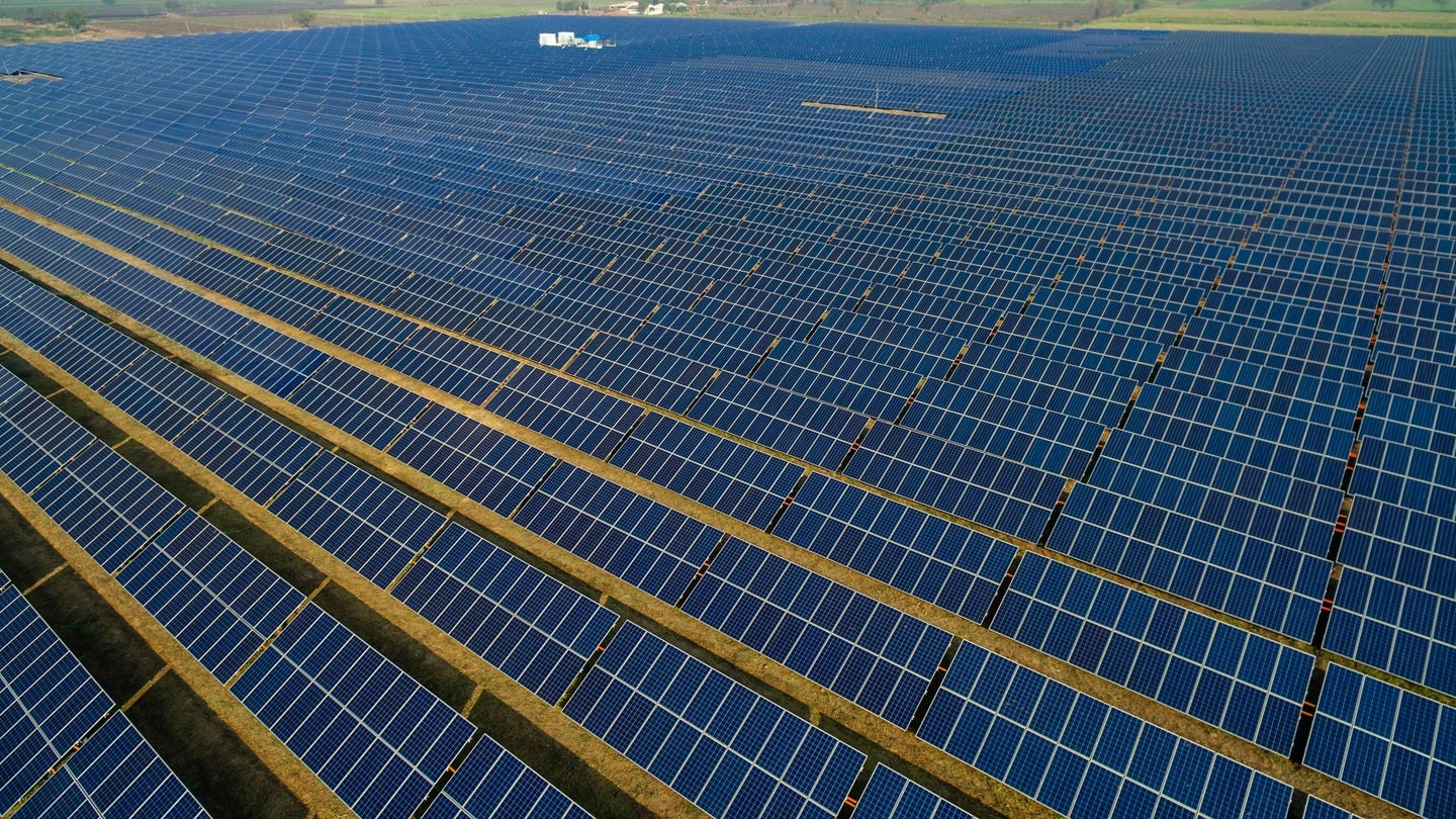 Rays Power Infra wins order for 300MW renewable energy project ...